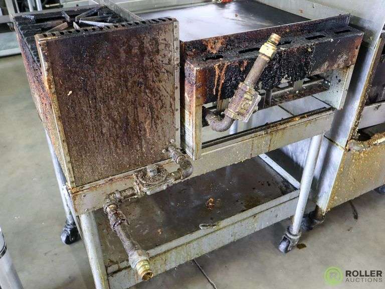 Sierra 2-Burner Flat Top Griddle and Anets 2-Burner Stove, Gas - Roller ...