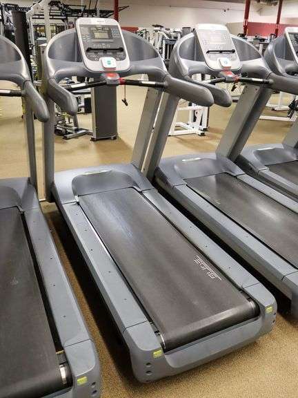 Precor 956i Commercial Heavy Duty Treadmills - Roller Auctions