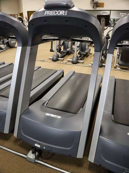 Precor 956i Commercial Heavy Duty Treadmills - Roller Auctions