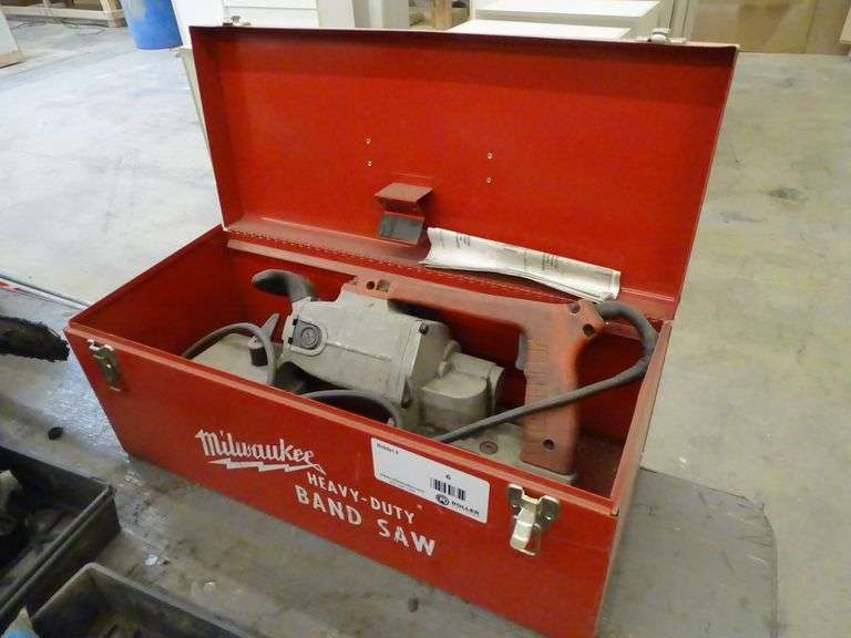 Milwaukee 6225 Bandsaw - Roller Auctions