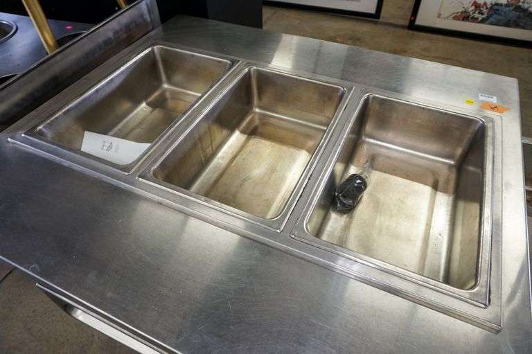Electric 3-Sealed Well Steam Table, 48 x 42 - Roller Auctions