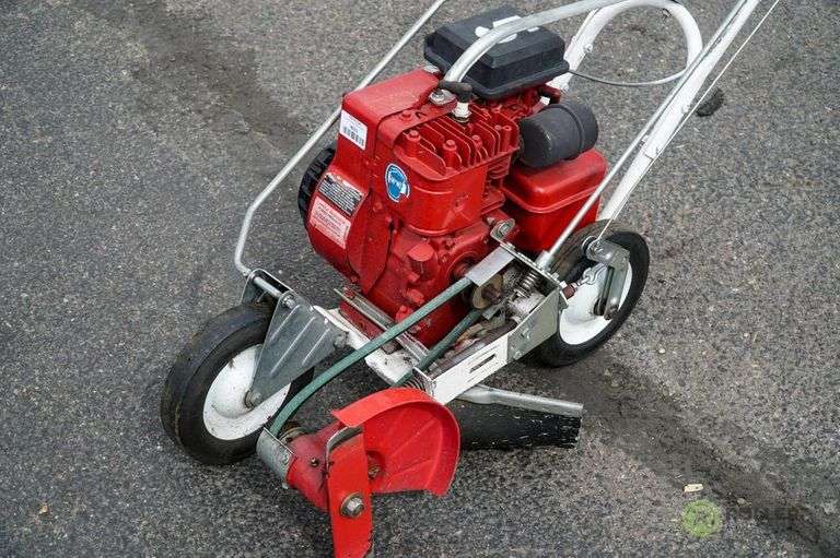 Little Wonder Edger / Trimer, Gas - Roller Auctions