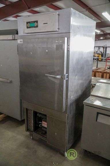Traulsen RBC100-ZKR02 Stainless Steel Single Door Reach In Blast ...