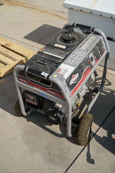 Briggs and Stratton 1650 Generator, Gas - Roller Auctions