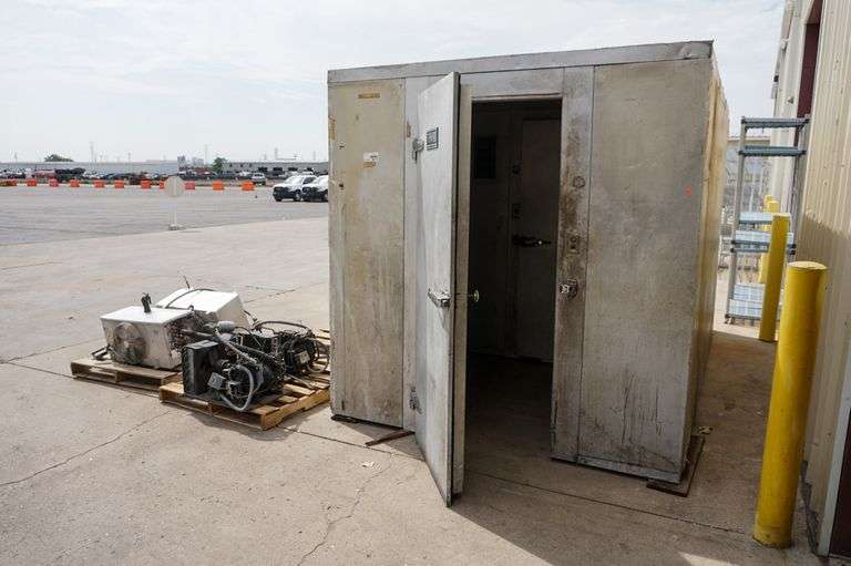 Thermo Rigid 2-Door Walk-In Refrigerator w/ Compressor and Condenser ...