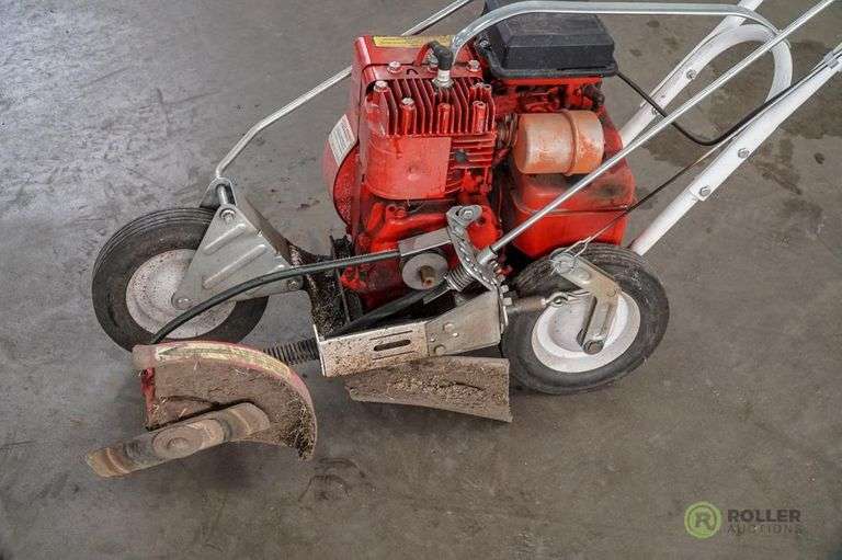 Little Wonder 6002 Deluxe Edger Trimmer, Gas - Roller Auctions