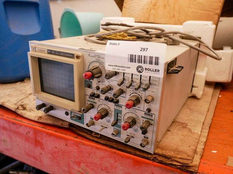 Meguro MO-1252 Oscilloscope - Roller Auctions
