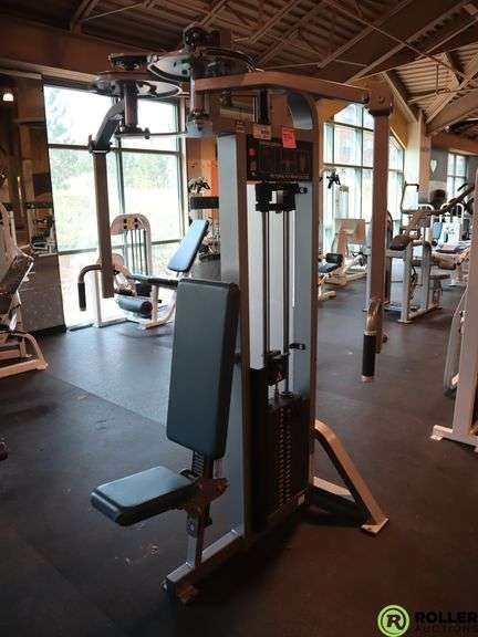 Hammer Strength Pectoral Fly / Rear Deltoid Cable Machine - Roller Auctions