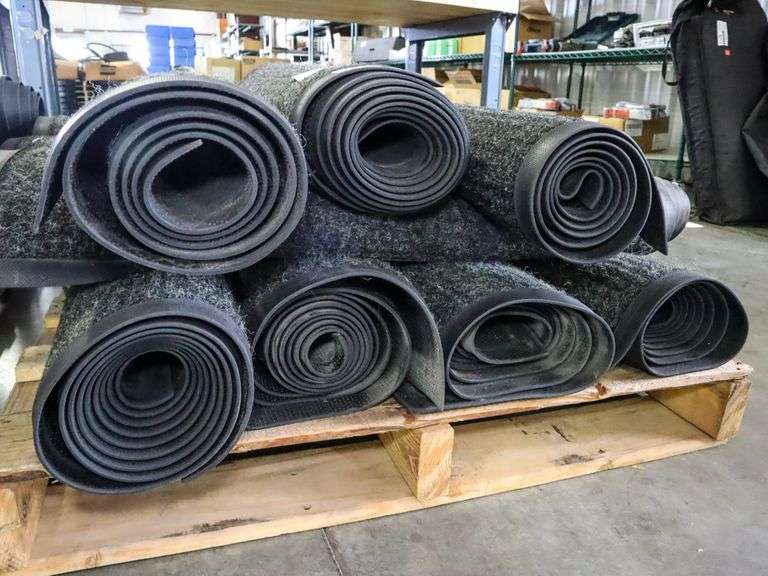 Pallet Of 8 3 X 10 And 2 4 X 6 Waterhog Mats Roller Auctions pallet-of-8-3-x-10-and-2-4-x-6-waterhog-mats-roller-auctions