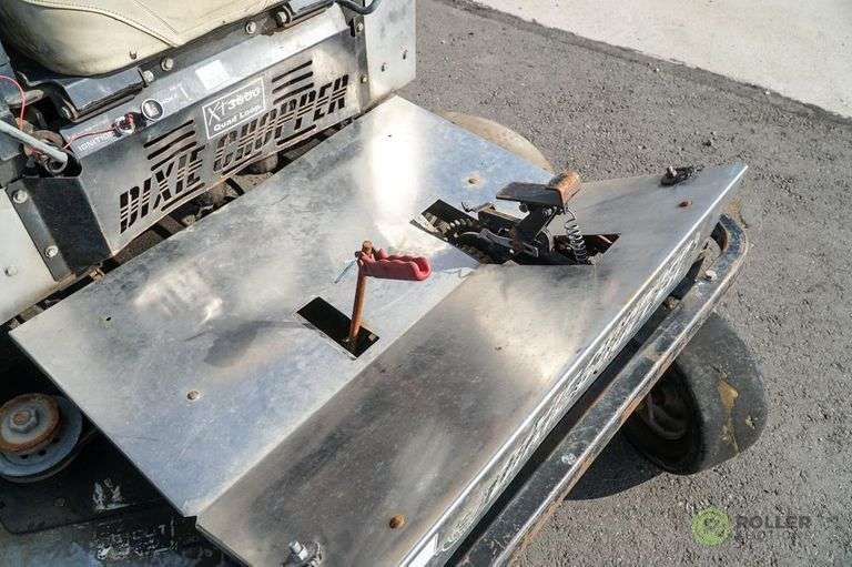 Dixie Chopper XT3000 Quad Loop Ride On Mower, Gas, 60in Mower Deck ...