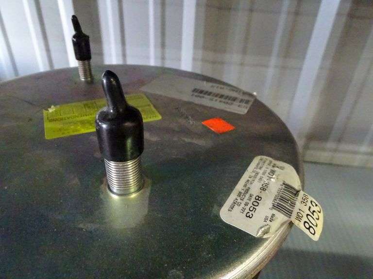 Semi Truck Air Bags W01-358-8053 - Roller Auctions