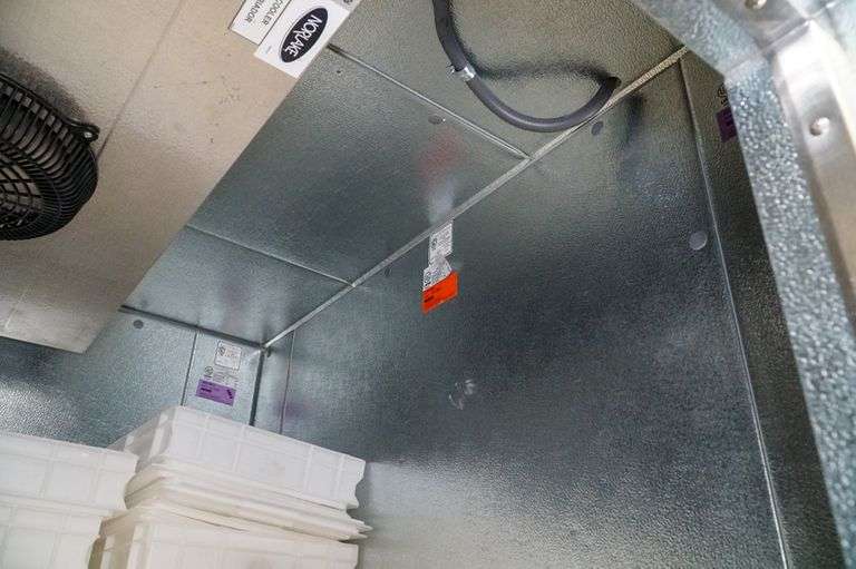 NorLake 6ft x 6ft Walk-In Refrigerator with Self Contained Compressor ...