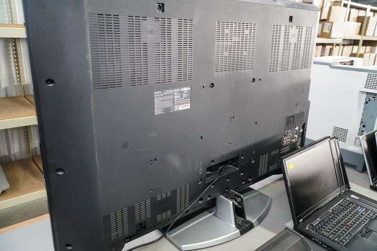 Sony Bravia KDL-52W4100 Television - Roller Auctions