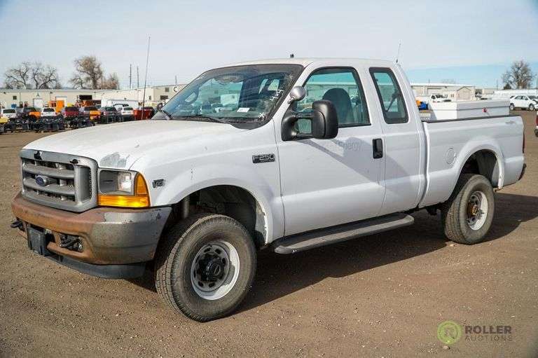 2001 FORD F250 XL SUPER DUTY 4X4 SUPER CAB PICKUP, Triton 6.8L V10 ...
