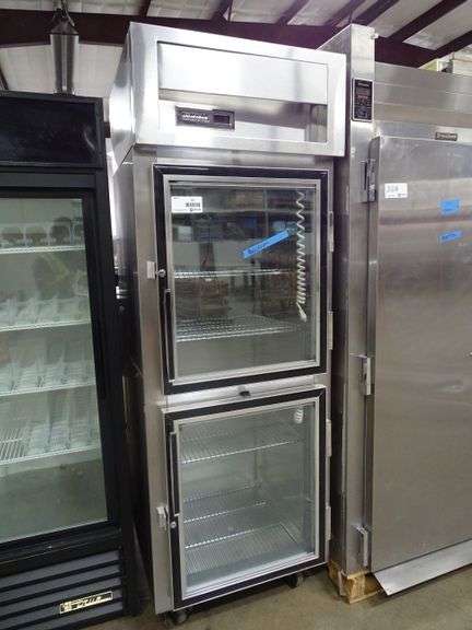 Delfield SLF29-MGH Single Door Split Refrigerated Merchandiser (*Not ...