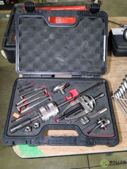 Snap-On CJ2400 Light Duty Manual Interchangeable Master Puller Set - Roller Auctions
