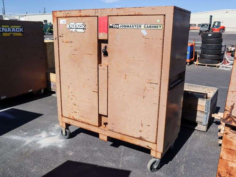 Knaack 109- Jobmaster Cabinet On Casters - Roller Auctions