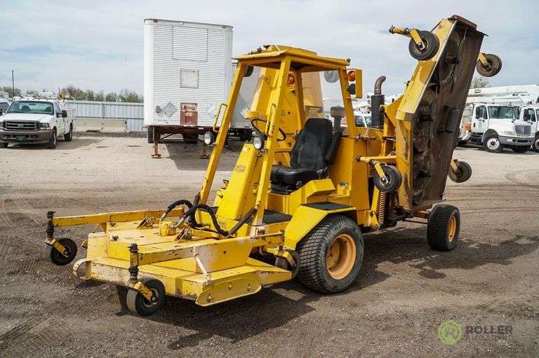 2005 Howard Price Turbo Hydro-Power 180 16' Batwing Mower, Cummins 4 ...