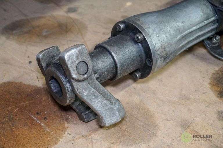 Hitachi H65 Demolition Hammer - Roller Auctions