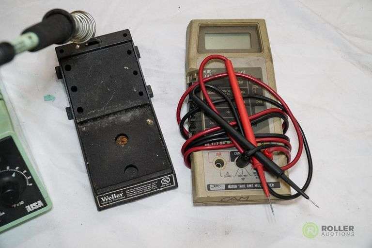 Weller EC1002 Soldering Work Station With Extra Soldering Iron, Fluke ...