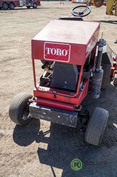 1995 Toro Groundsmaster 325-D Ride-On Mower, 3-Cylinder Diesel Engine, 72in Mower Deck, Hour ...
