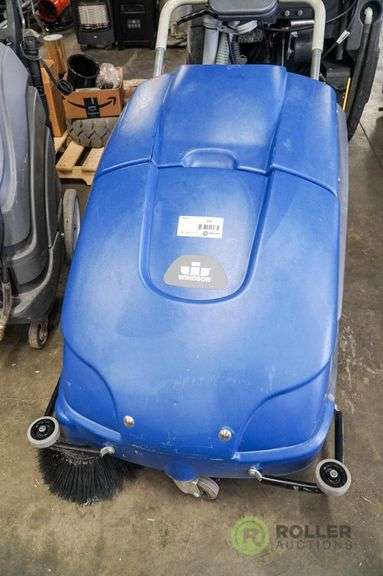 Windsor Radius Walk Behind Sweeper - Roller Auctions