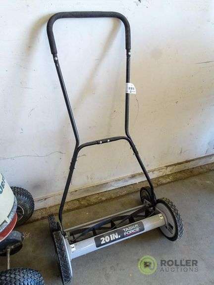 Task Force 20in Manual Reel Mower - Roller Auctions