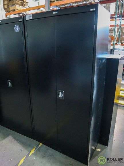 Sandusky Metal Locking Cabinet - Roller Auctions