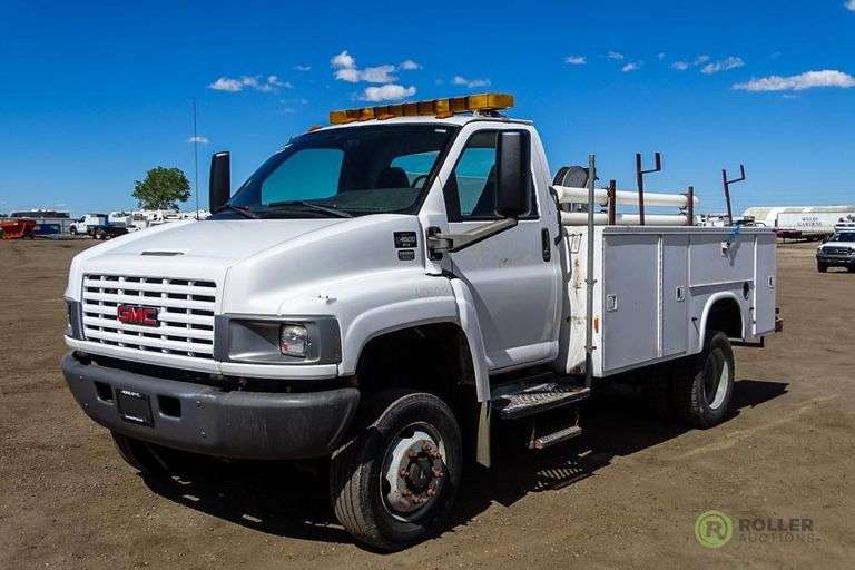 2005 GMC C4500 4X4 UTILITY TRUCK, Duramax Diesel, Automatic, 11 ...