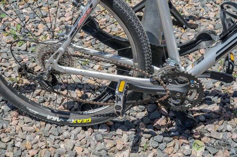 Trek 4-Series Aluminum Front Suspension Mountain Bike - Roller Auctions