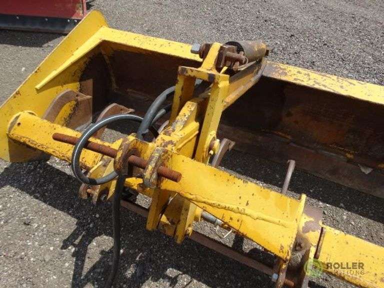 3-Pt Hydraulic Box Scraper Attachment w/ Ripper, 76in - Roller Auctions