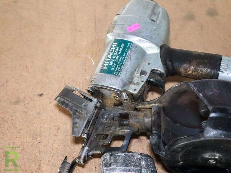 Senco SLS15 and Hitachi NV65AH Nailers - Roller Auctions