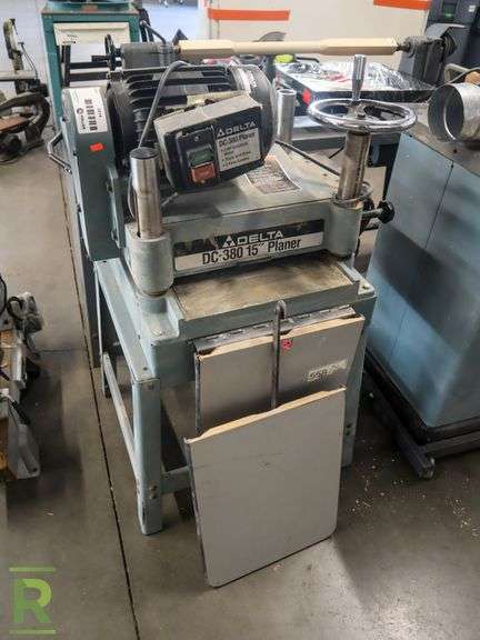 Delta DC-380 15" Planer - Roller Auctions
