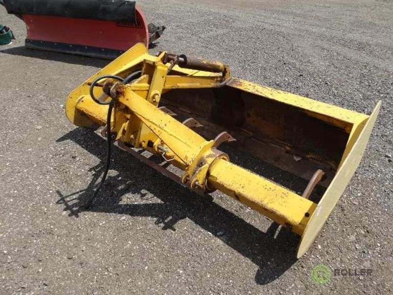 3-Pt Hydraulic Box Scraper Attachment w/ Ripper, 76in - Roller Auctions