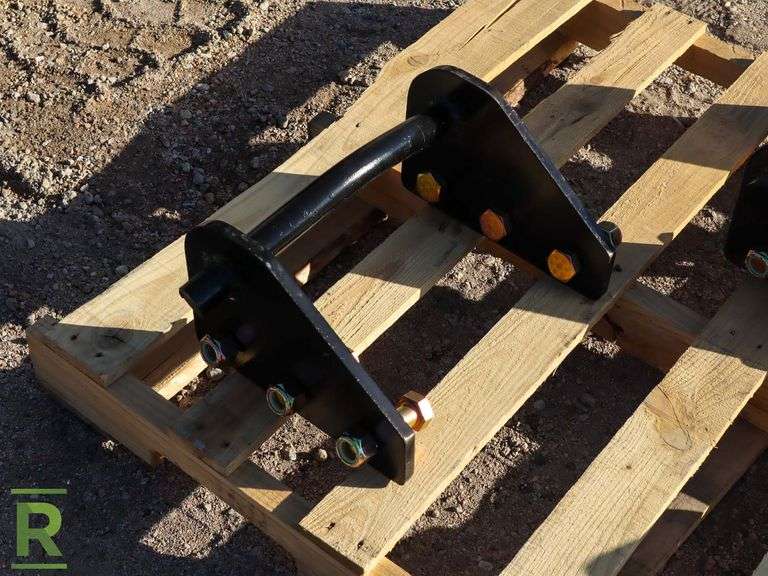 (3) New Adjustable Lift Bar Assemblies For Roll-Off - Roller Auctions