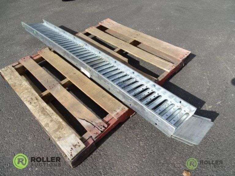 (2) 9in x 72in Aluminum Ramps Aluminum - Roller Auctions