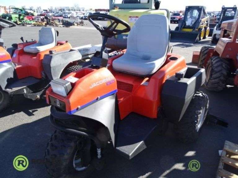 Jacobsen Textron Sand Scorpion Gas 3-Wheel Tractor, Showing 4218 Hours ...