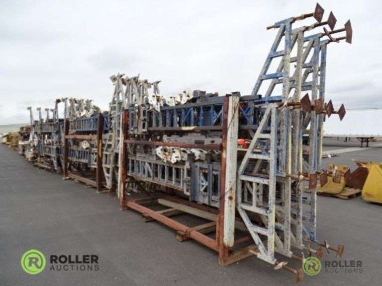 300 Linear Feet of Mason King Scaffold, 32' Tall - Roller Auctions