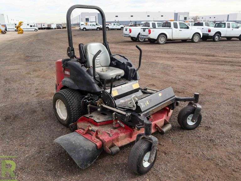 2011 Toro Groundsmaster 7210 Ride-On Zero Turn Mower - Roller Auctions