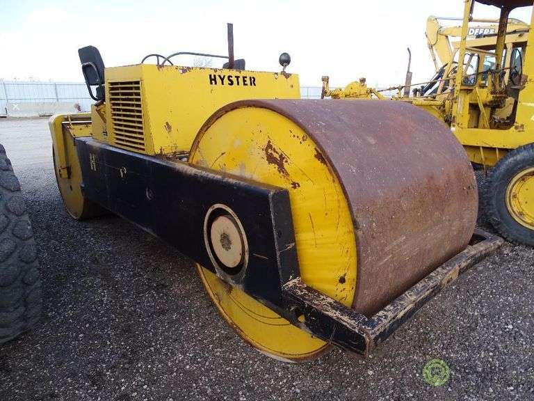 HYSTER C350A Ride-On Asphalt Roller, 54 In. Double Drums, Gas Engine ...