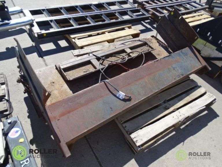 Tommy Gate 64 Pickup Lift Gate - Roller Auctions