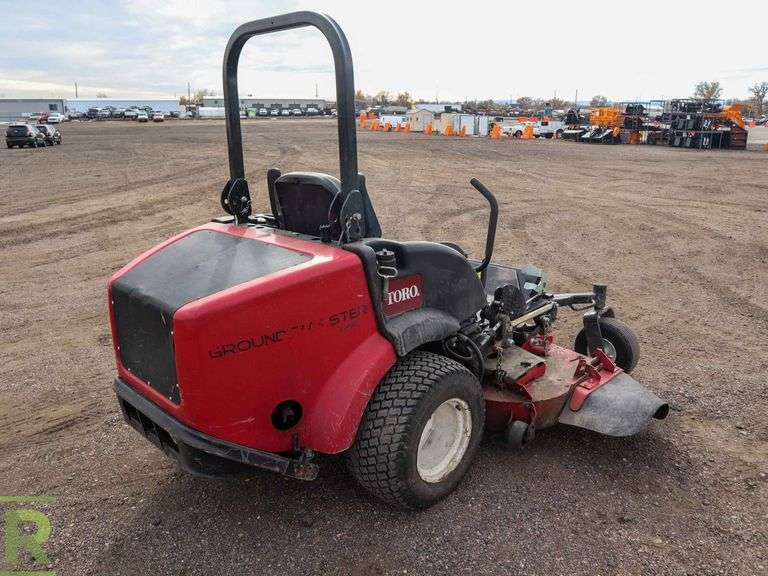 2011 Toro Groundsmaster 7210 Ride-On Zero Turn Mower - Roller Auctions