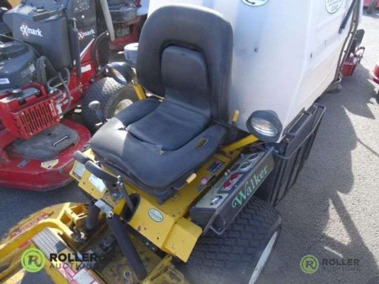 Walker MDGGHS 48in 26Hp Gas Commercial Riding Lawn Mower, Showing 1486 ...