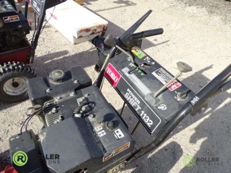 Toro Power Shift 1132 32in Snow Blower, Gas - Roller Auctions