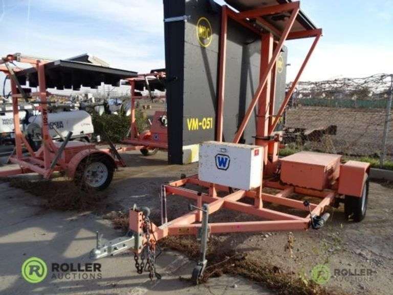 2005 WANCO TOWABLE MESSAGE BOARD, Solar Powered w/ Batteries, Ball ...