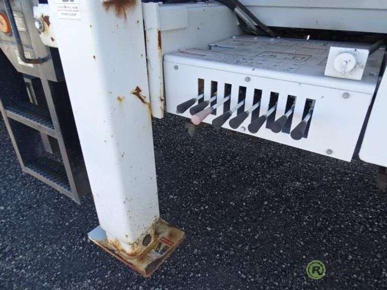 2002 INTERNATIONAL 2574 T/A Crane Truck, Cummins N14 Plus, 8-Speed ...