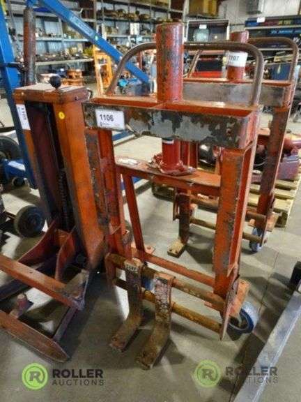 Rol-A-Lift M4 Dolly, 2000 LB Capacity - Roller Auctions