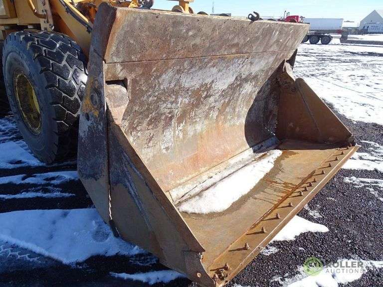 2001 HYUNDAI HL740XTD-3 WHEEL LOADER, Quick Coupler, 4-in-1 Bucket, 20. ...