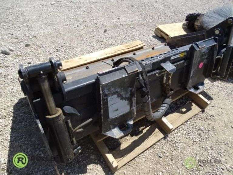 John Deere 70in Worksite Pro MP72 2-in-1 Bucket to Fit Skid Steer ...