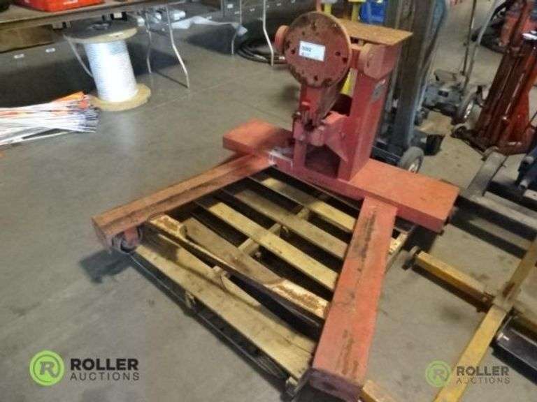 Clayborne 900 Engine Stand - Roller Auctions